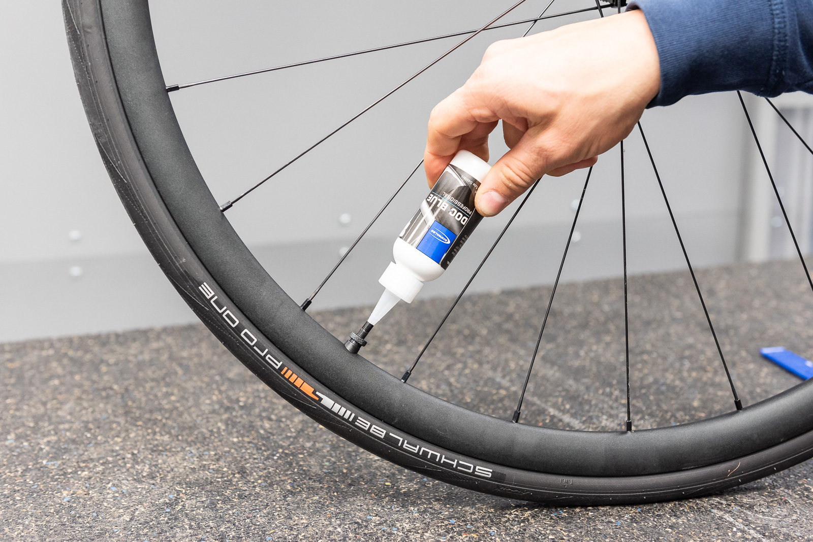 Tyres without tube: what tubeless technology does to road bikes