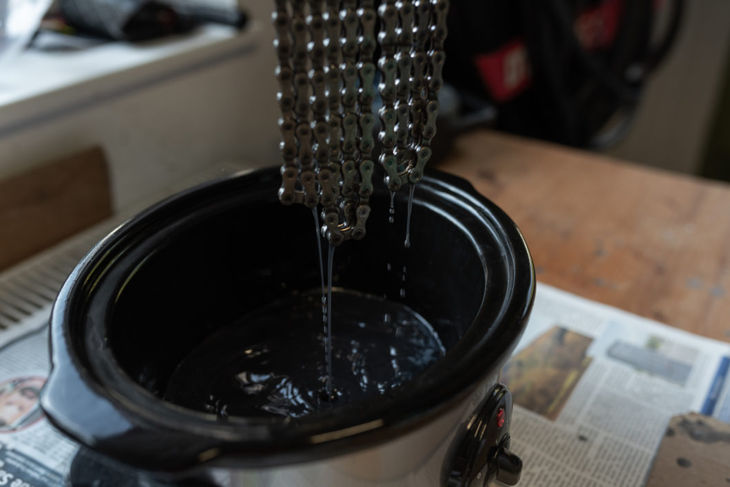 Workshop: how to wax a bike chain - Alpecin Cycling