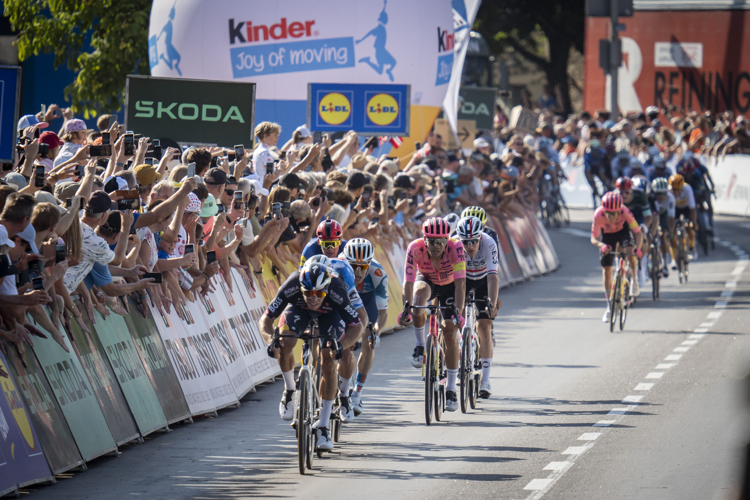 Tyler_38376 porn hub when I reached her space, she guided